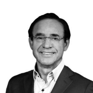 César Castellanos – Empowered21